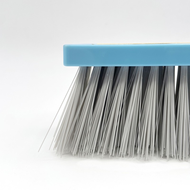 Balayette 2 couleurs assorties aux décors cosy